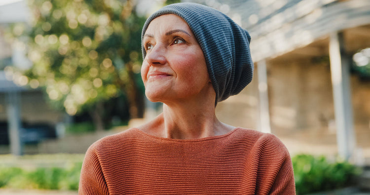 Best Hats for Cancer Patients: Buying Guide & Tips – Manta Cares